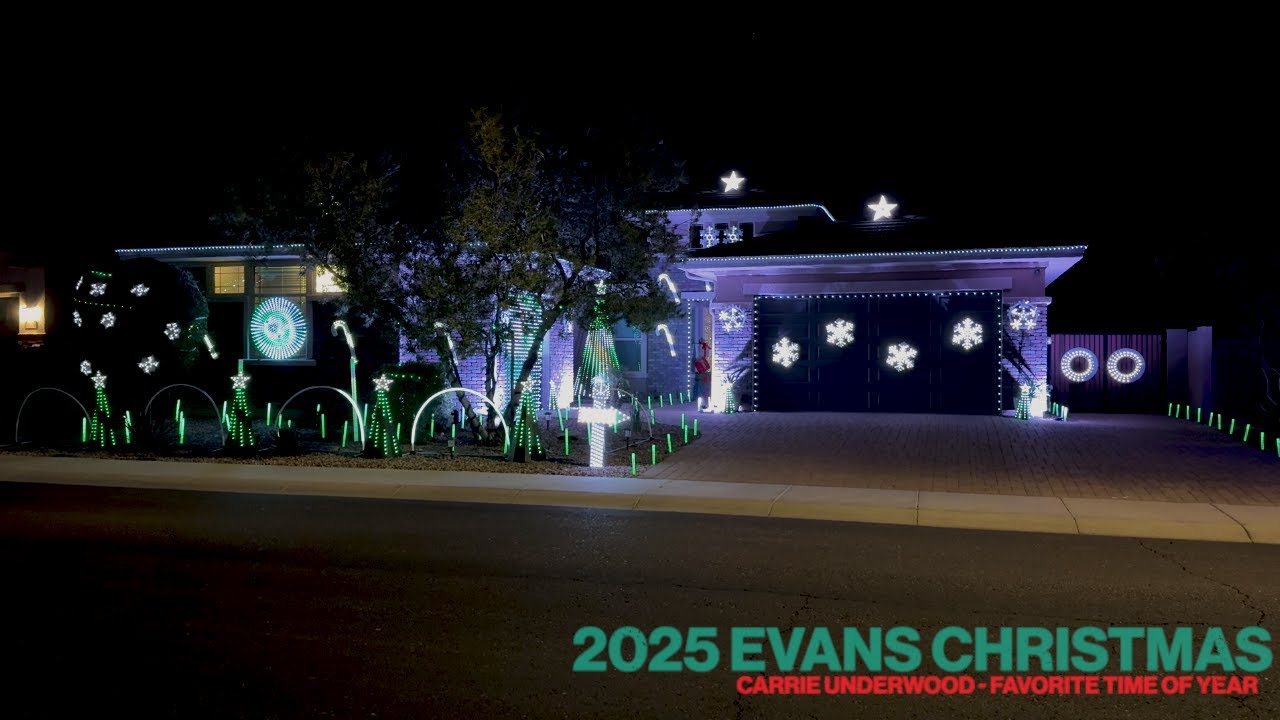 2025 Evans AZ Christmas - Carrie Underwood - Favorite Time of Year ...