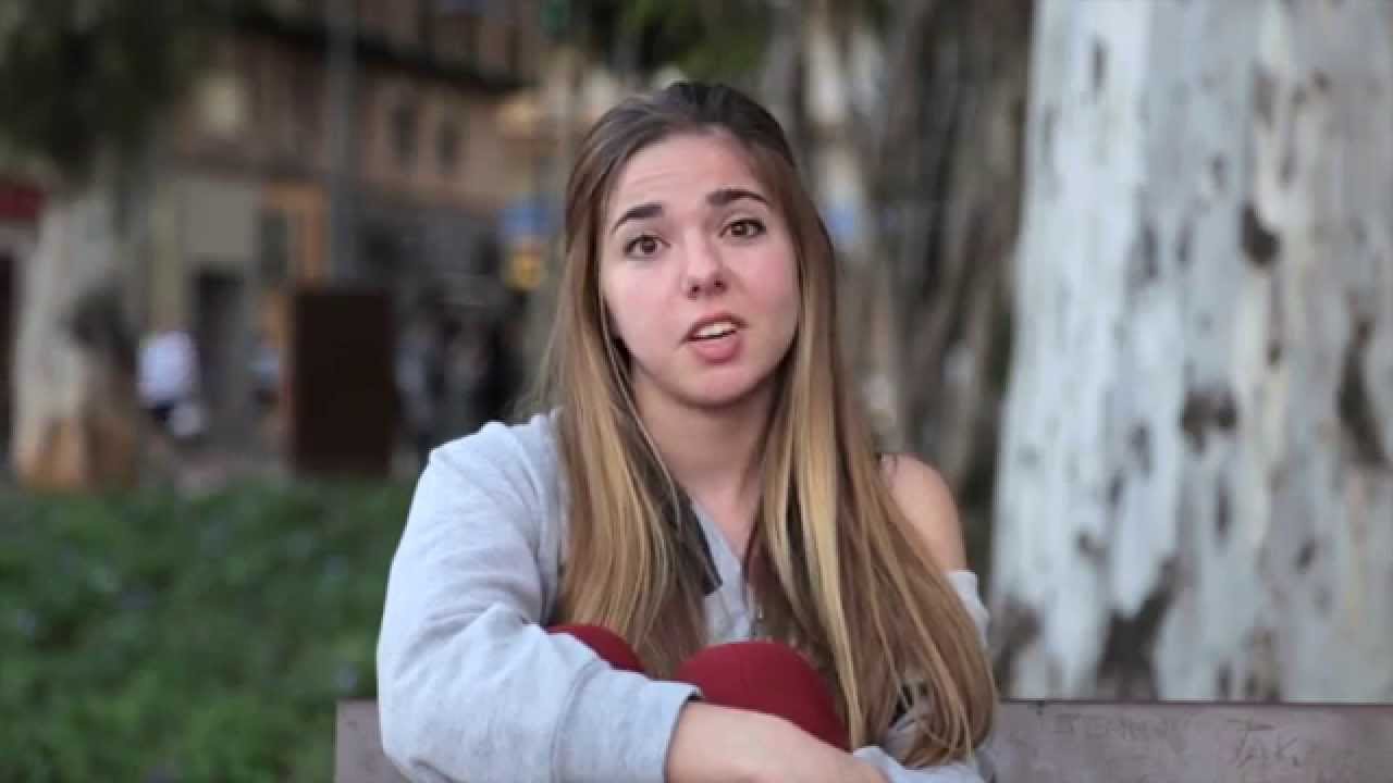 Monólogo dramático: Abrázame (María Roldán) - YouTube