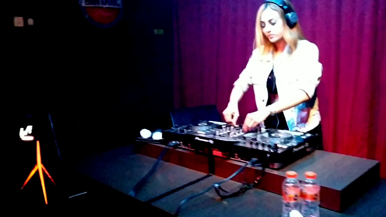 Aftermovie DJ Rara syorez @citisqvare Jember - YouTube