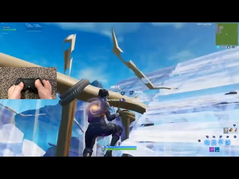 I play fortnite with my FEET😳