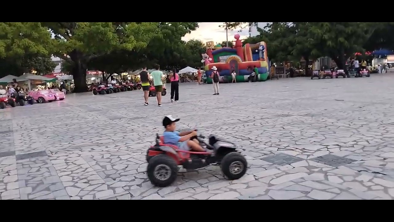 Parque Principal De La Ciudad De Melgar Tolima - YouTube