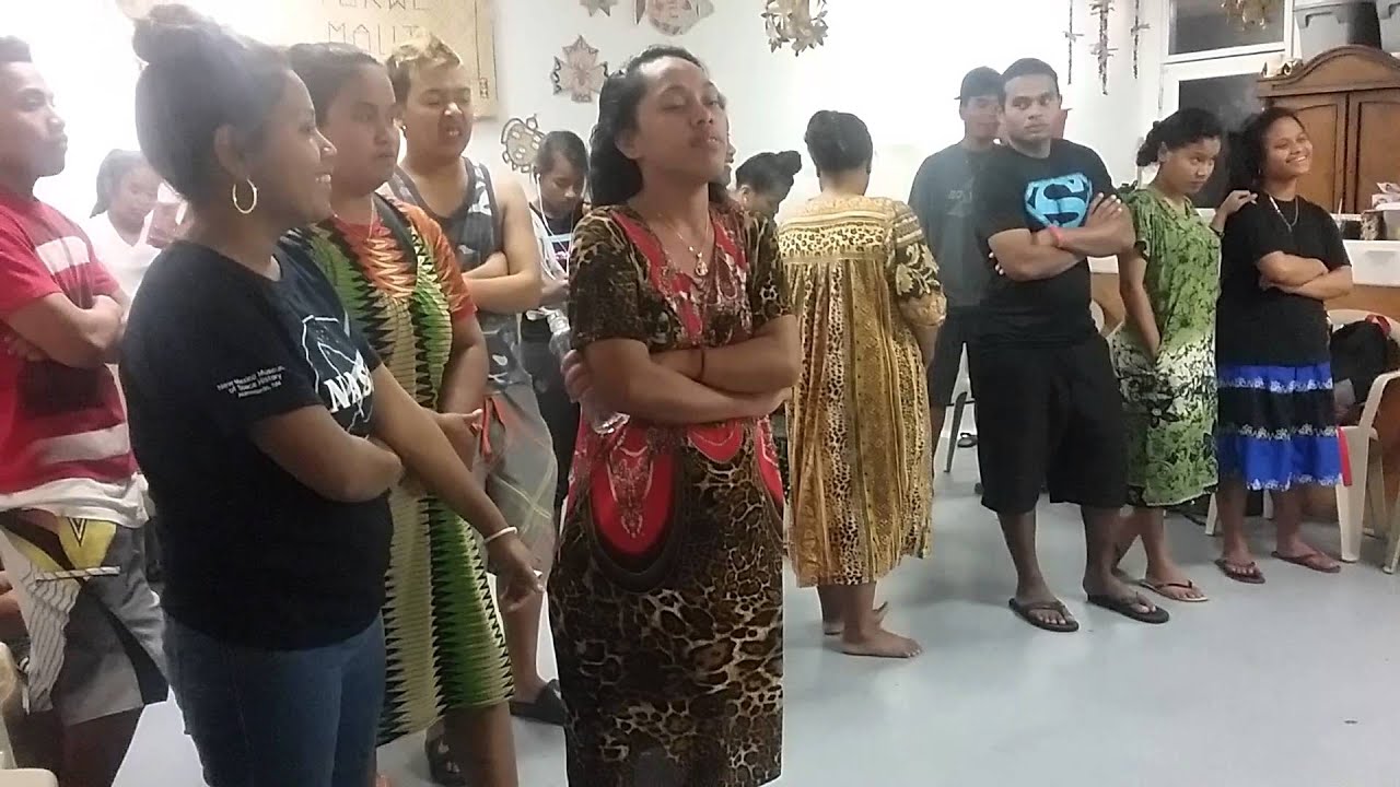 Marshallese birthday style - YouTube