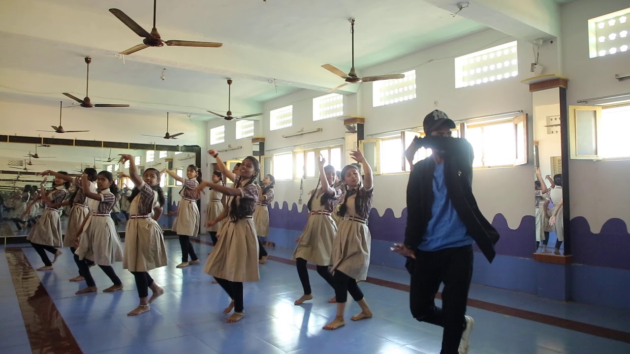 Dance Classes of TRS - YouTube