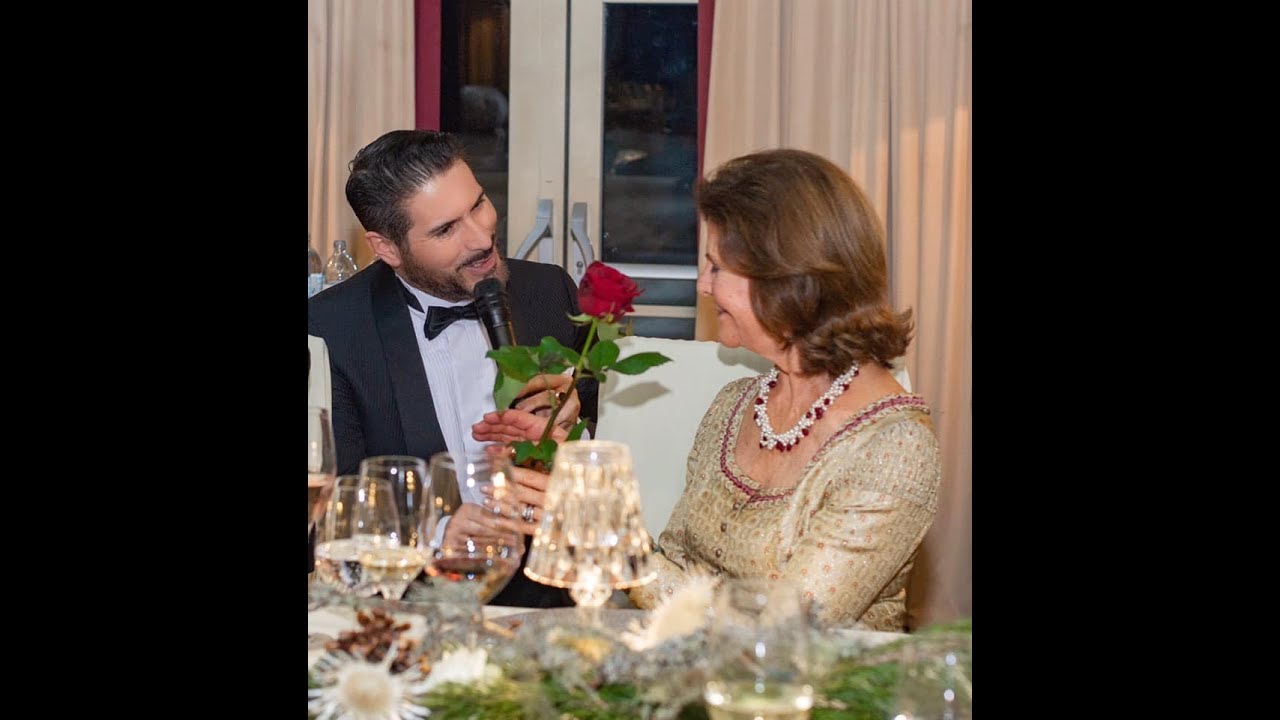 Clemens Unterreiner streut Königin Silvia von Schweden rote Rosen - YouTube