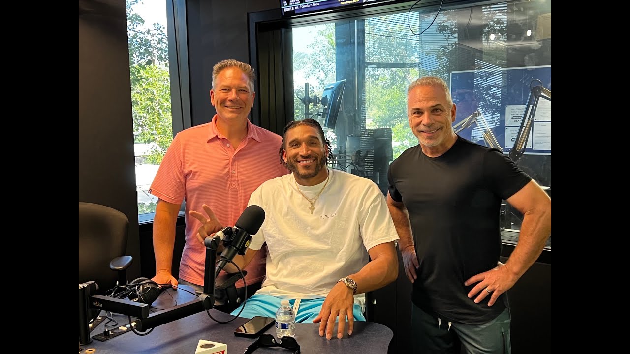 Ish Wainright surprises Burns and Gambo before the playoffs start ...