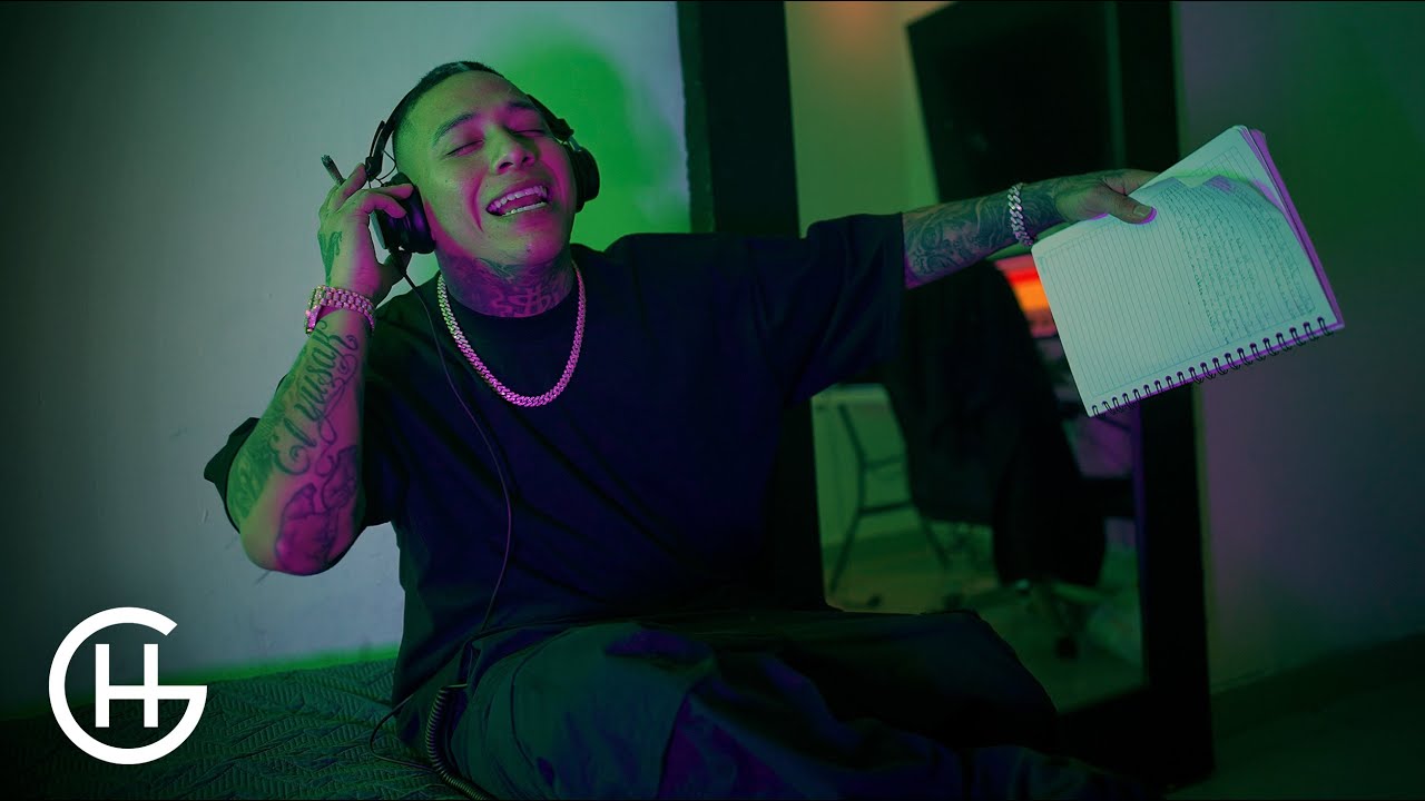 LA SANTA GRIFA // DANZANDO CON DEMONIOS // VIDEO OFICIAL - YouTube Music