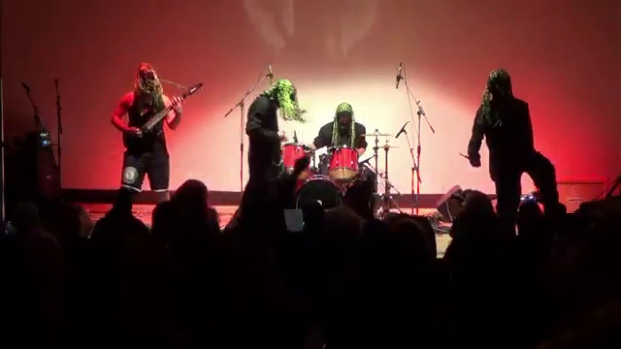 Seii Taishogun - live at Flesh Party 22 (Leopoldov, 2015) ... mixing desk sound - YouTube