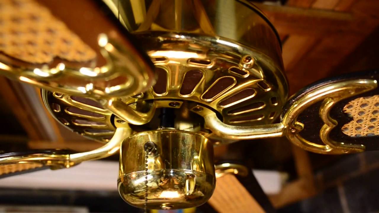 Moss Heirloom 52" Ceiling Fan - YouTube