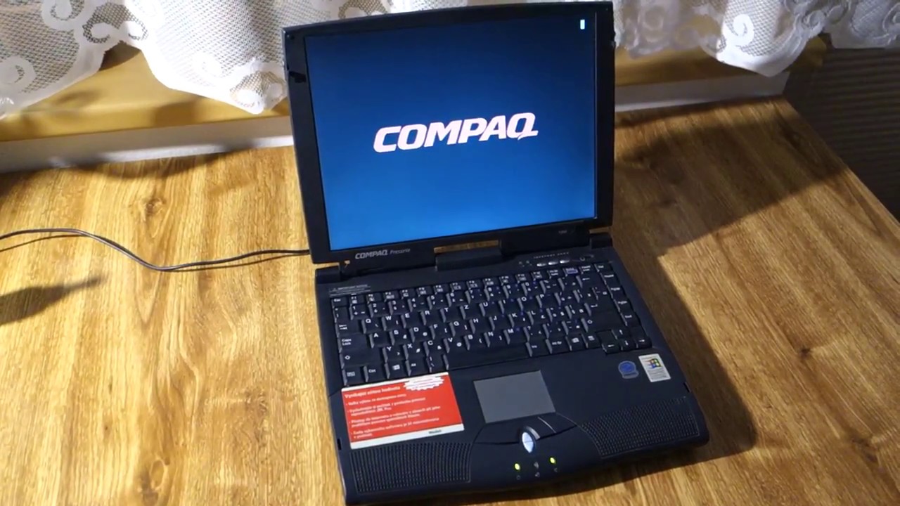 Compaq Presario 1200 Memtest86+ from Ubuntu CD - YouTube