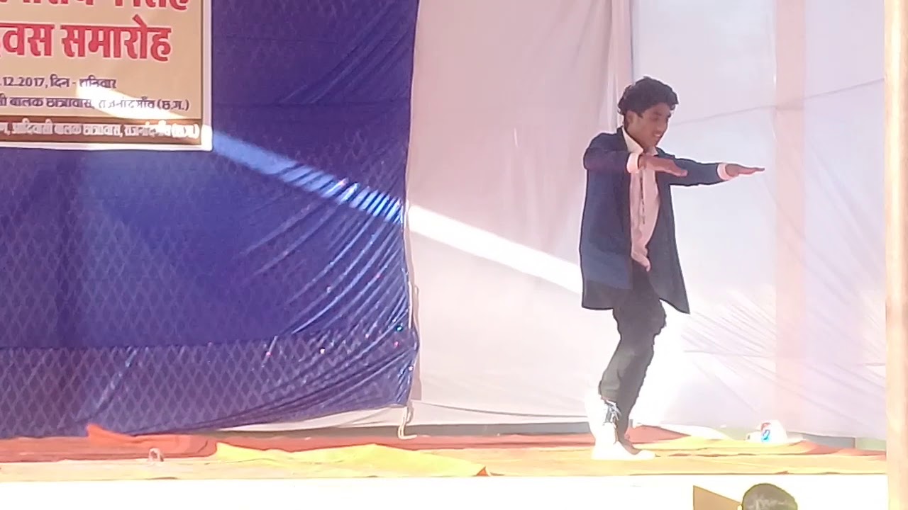 Akshay pal dance khadgaon - YouTube