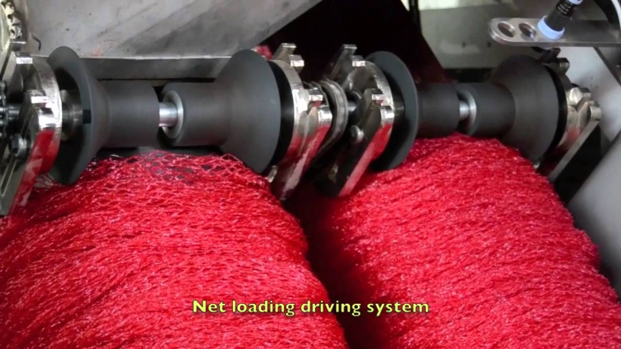 GIRÓ - CA-10 Clipped Net Bag Machine - YouTube