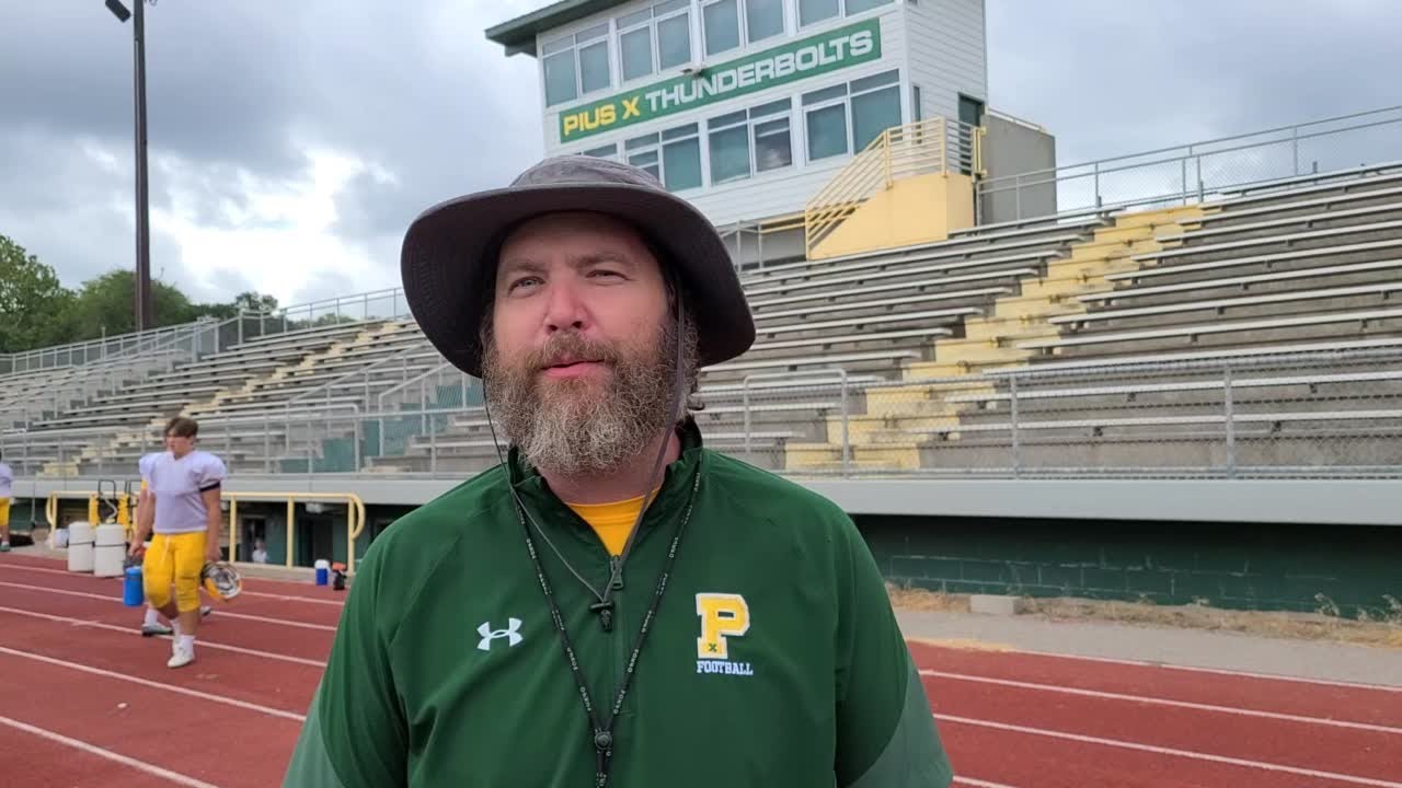 Watch now: Pois X coach Ryan Kearney on the move to Class B - YouTube