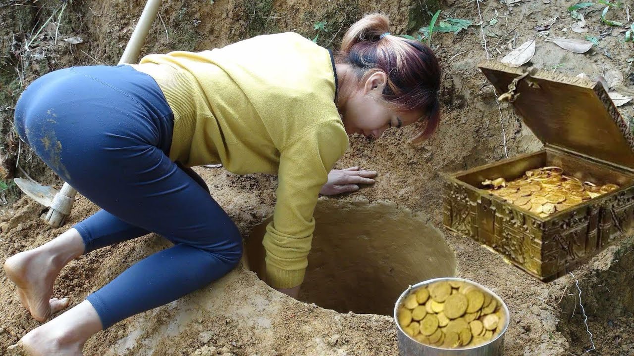 Full video 80 days of searching for abandoned objects in the forest ...