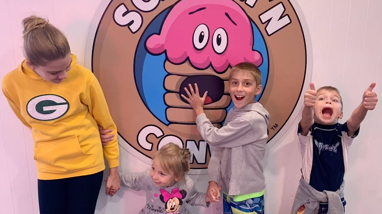 Screamin' Conuts - Two Rivers, Wisconsin - YouTube