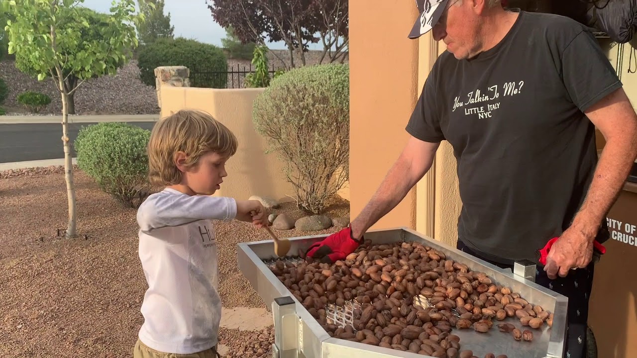 Chase's pecan nut buster shelling machine - YouTube