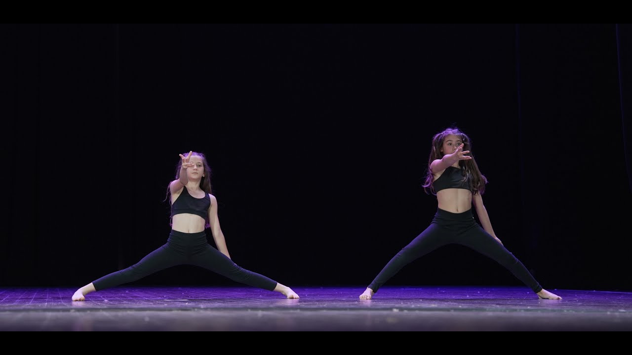 29. MEOVV - ‘MEOW’ MV (Dance Choreography DenFest 2025) - YouTube