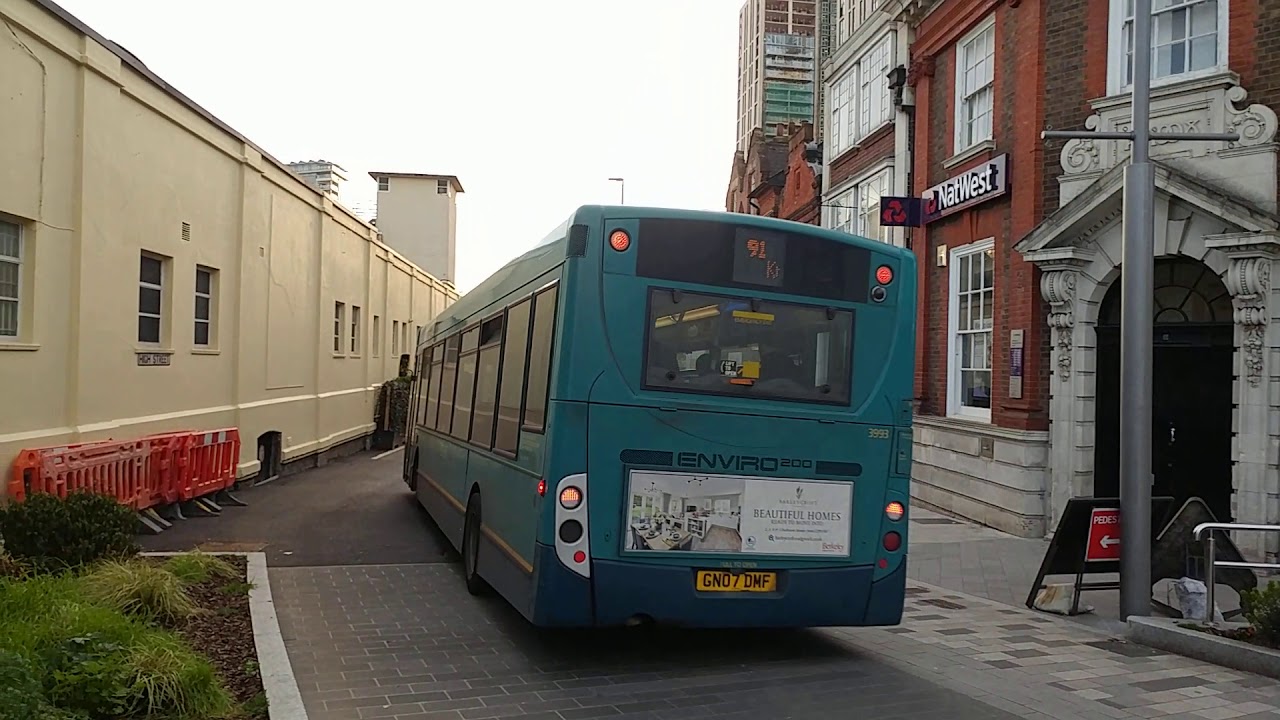 Here is the 91 bus in Woking - YouTube