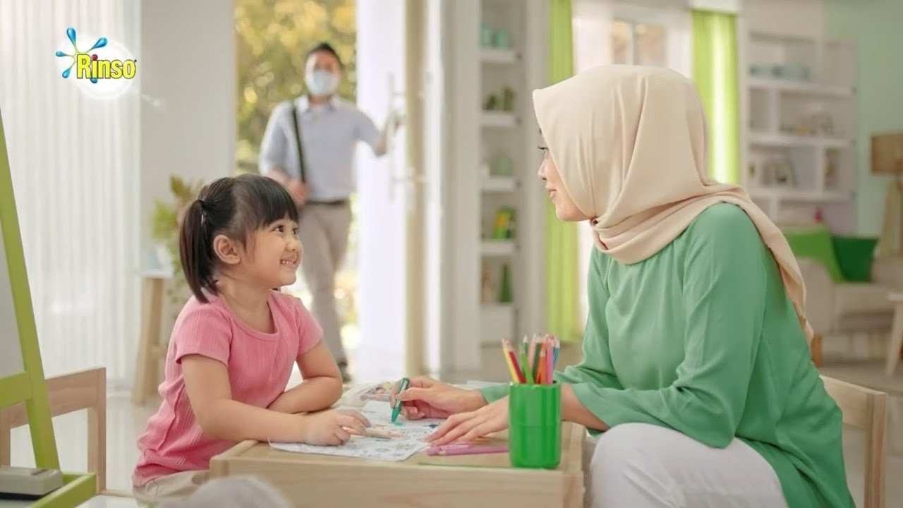 [TVC] Iklan Rinso Laundry Disinfektan Baru (papah pulang) 10x Efektif ...