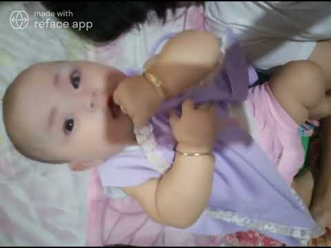 anak ini pengen nyusu