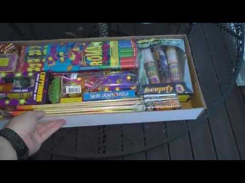 Phantom Fireworks - Rolling Thunder Assortment Unboxing - YouTube