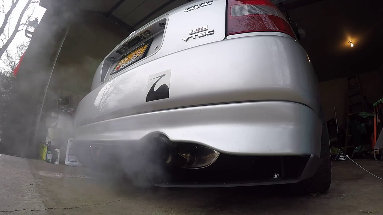 Spoon Sports Street Muffler B18C Type R EK9 EJ6 - YouTube