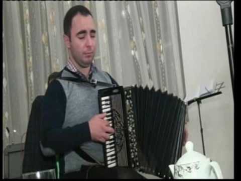Ferid qarmon( telebesi Seyyadin ad gununde 2 )