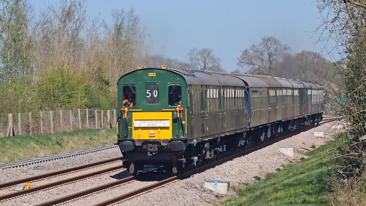 East West DEMU Railtour - Class 201 Thumper with 9 Carriages - 5/4/25 ...