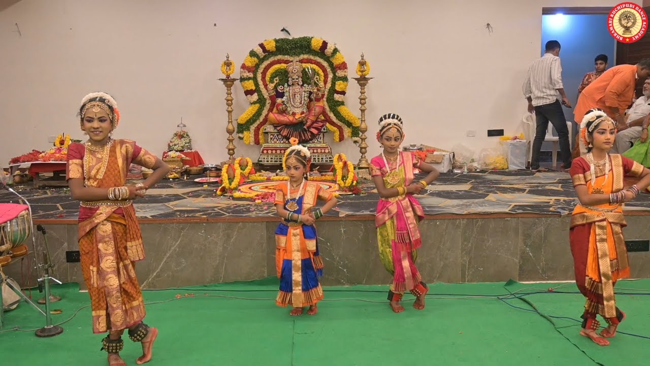 Lalitha Harathi | Kumkumarchana | Skandagiri Temple - YouTube