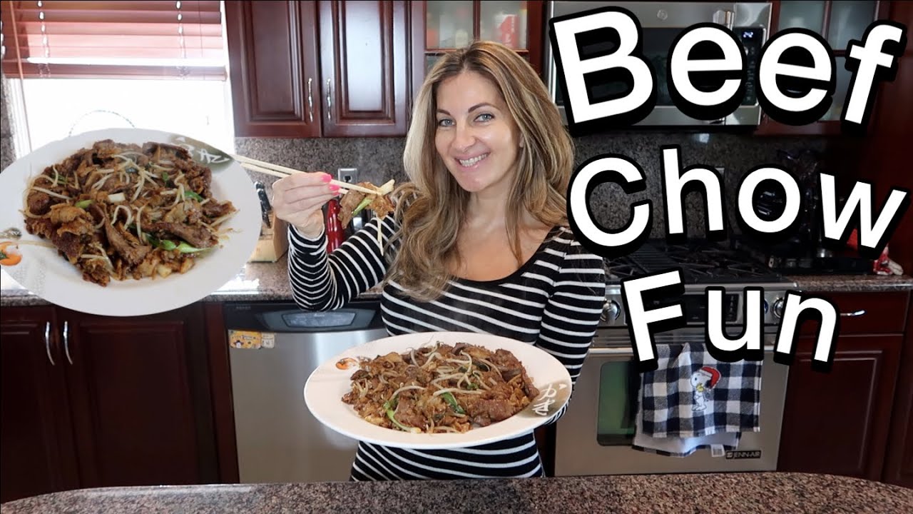 How to Make Beef Chow Fun *Quick and Easy* - YouTube
