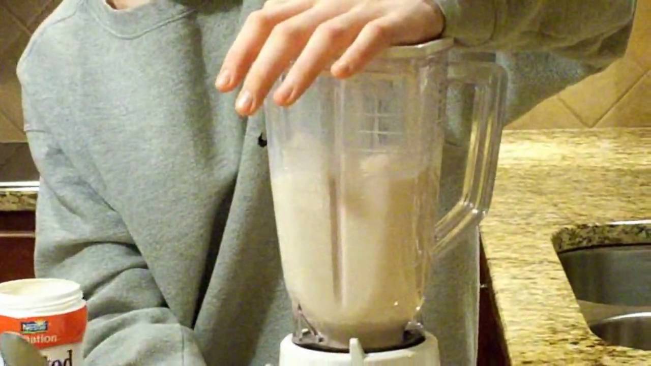 How to make a malted milkshake - YouTube