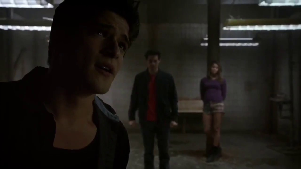 scott & malia - 4x01 - YouTube