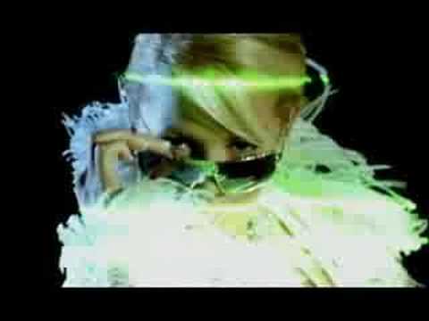 Petek Dinçöz - Git İşine [Offical Clip]