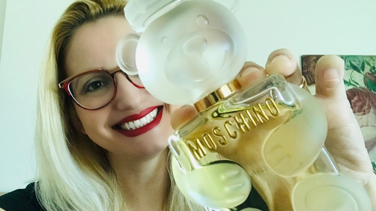 Perfume Toy 2 Moschino - YouTube