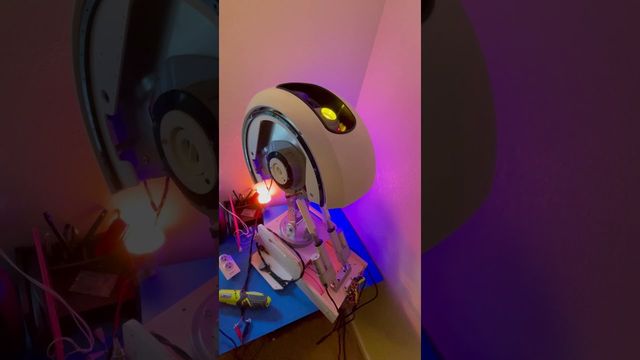 GLaDOS Prototype Neck Motion Test #Shorts - YouTube