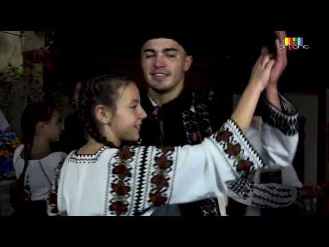 ANSAMBLUL PLAIURILE BERCHIȘEȘTILOR - ILENUȚA