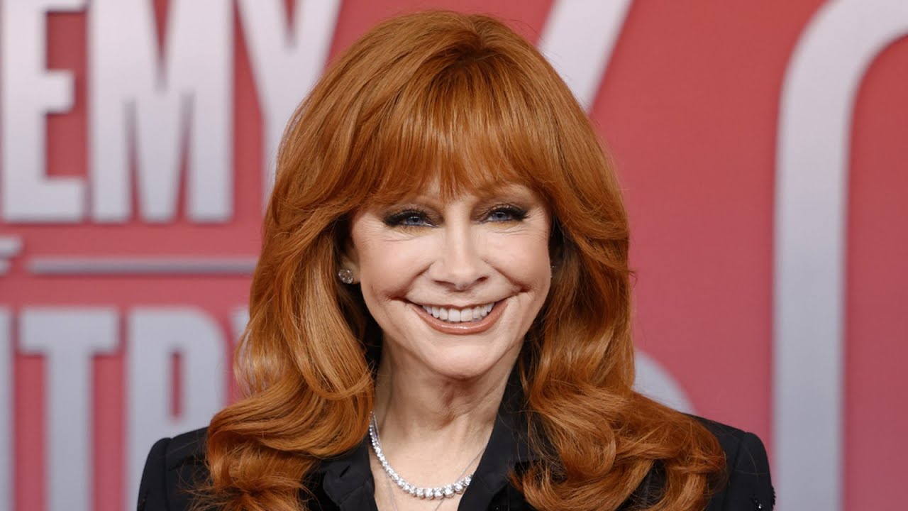 Reba McEntire's Stunning Hair Evolution: Redhead Reborn? - YouTube
