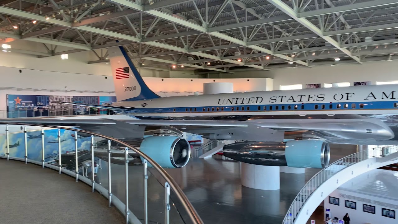 SAM 27000 VC-137C - YouTube