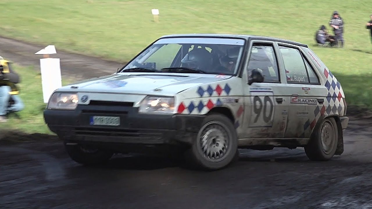 32. Historic Vltava Rallye 2024 | 90 | Petr Šimůnek - Jan Rupert - YouTube