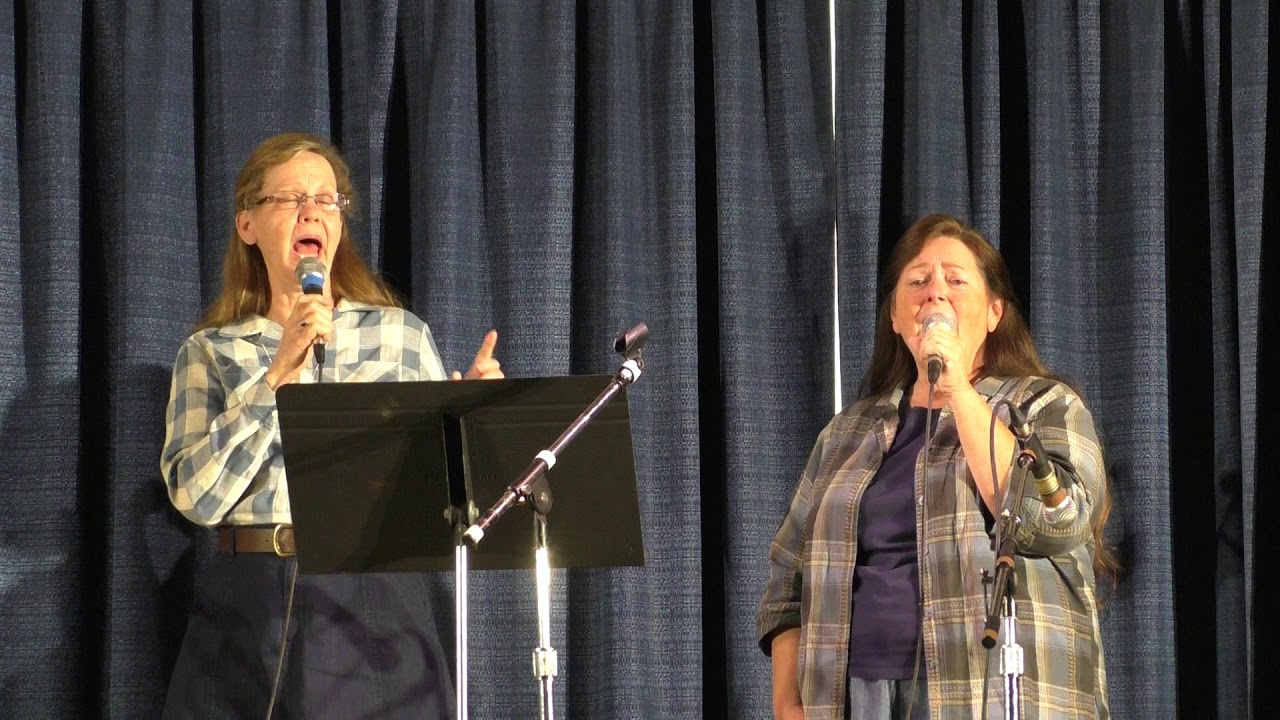 Harmony In the Desert 2020 - Dee Doyle & Ellen Boyd - Beginning To Rain ...