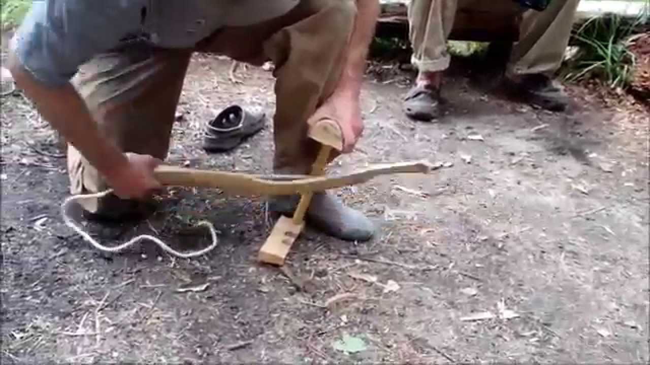 Natural Cordage Bow Drill Methods - YouTube