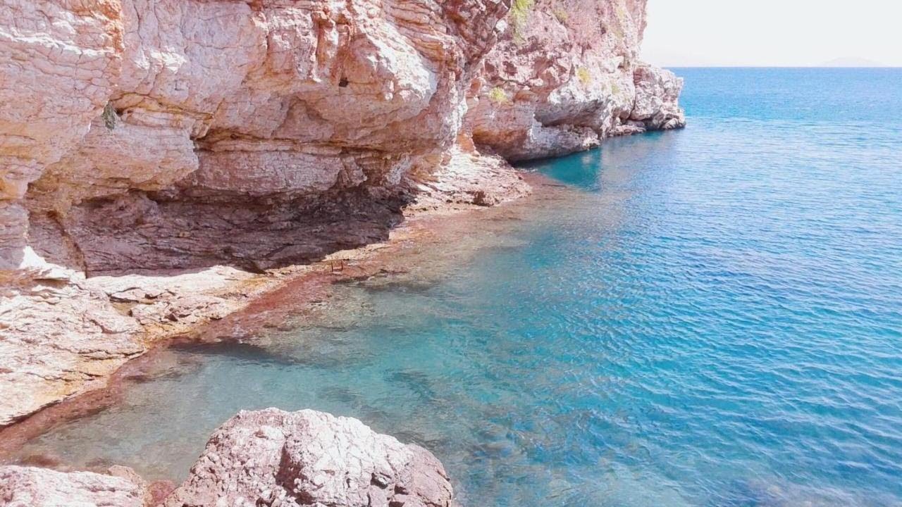 Muses seaside Villas, Paralion astros, Greece - YouTube