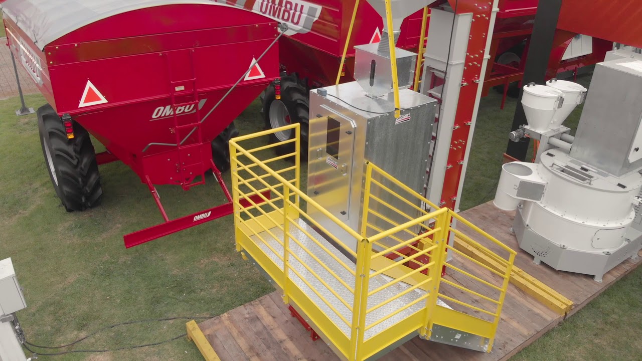 SILOMAX NA EXPODIRETO - YouTube