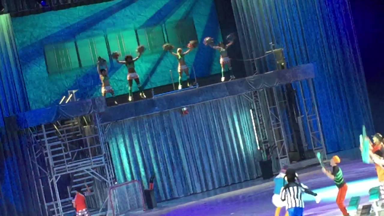 Disney on ice follow your heart Riley - YouTube