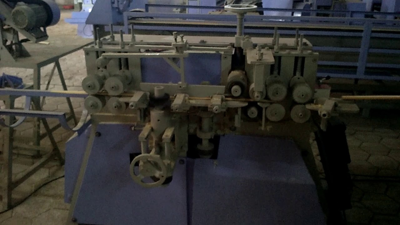 Bamboo four side planing machine - YouTube