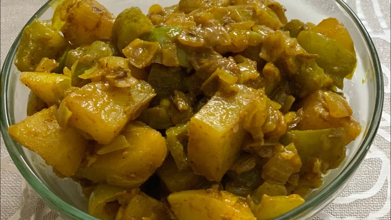 Aalu - Shimla Mirch Sabji | Potato - Capsicum Sabji - The Good Wife ...