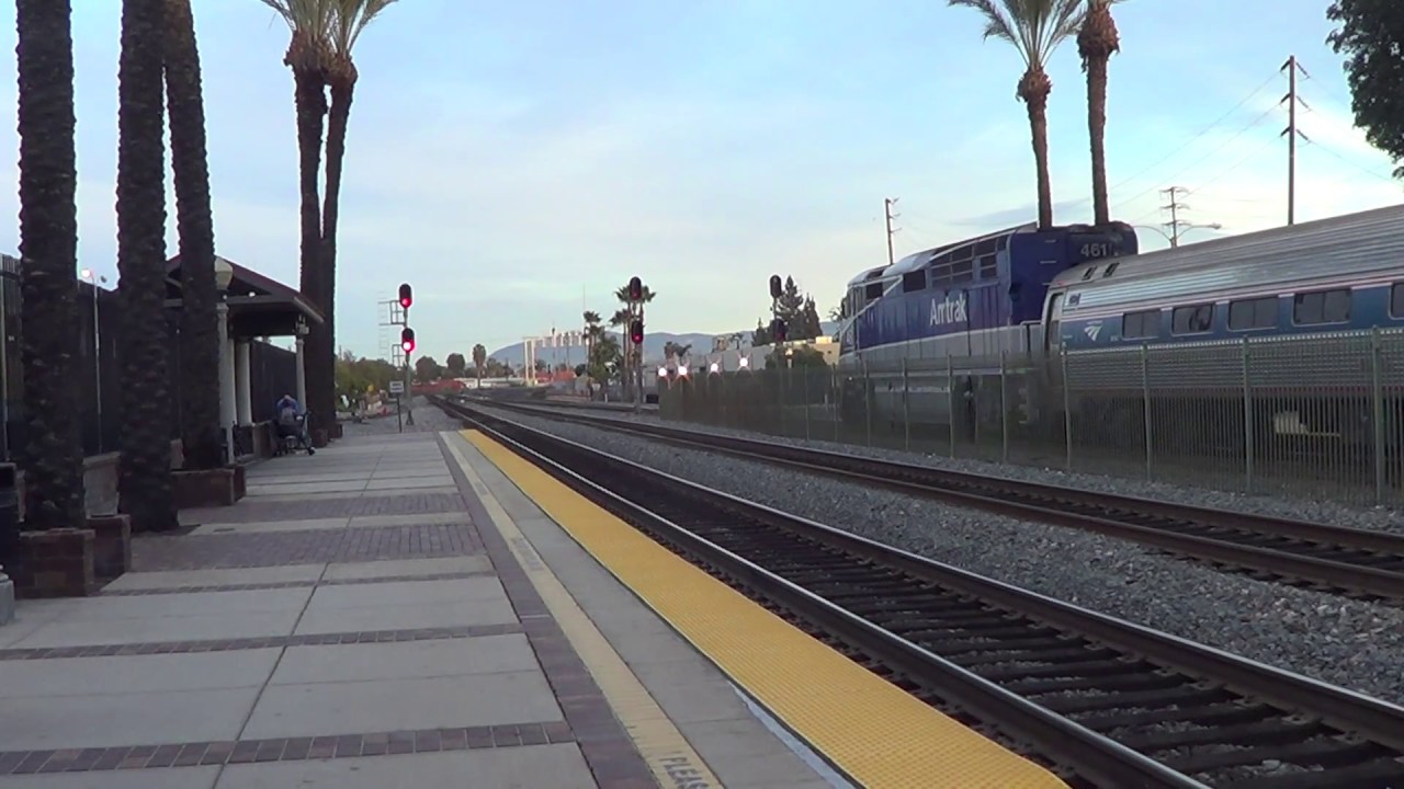 Amtrak Pacific Surfliner departing Fullerton station with amfleet 2017 ...