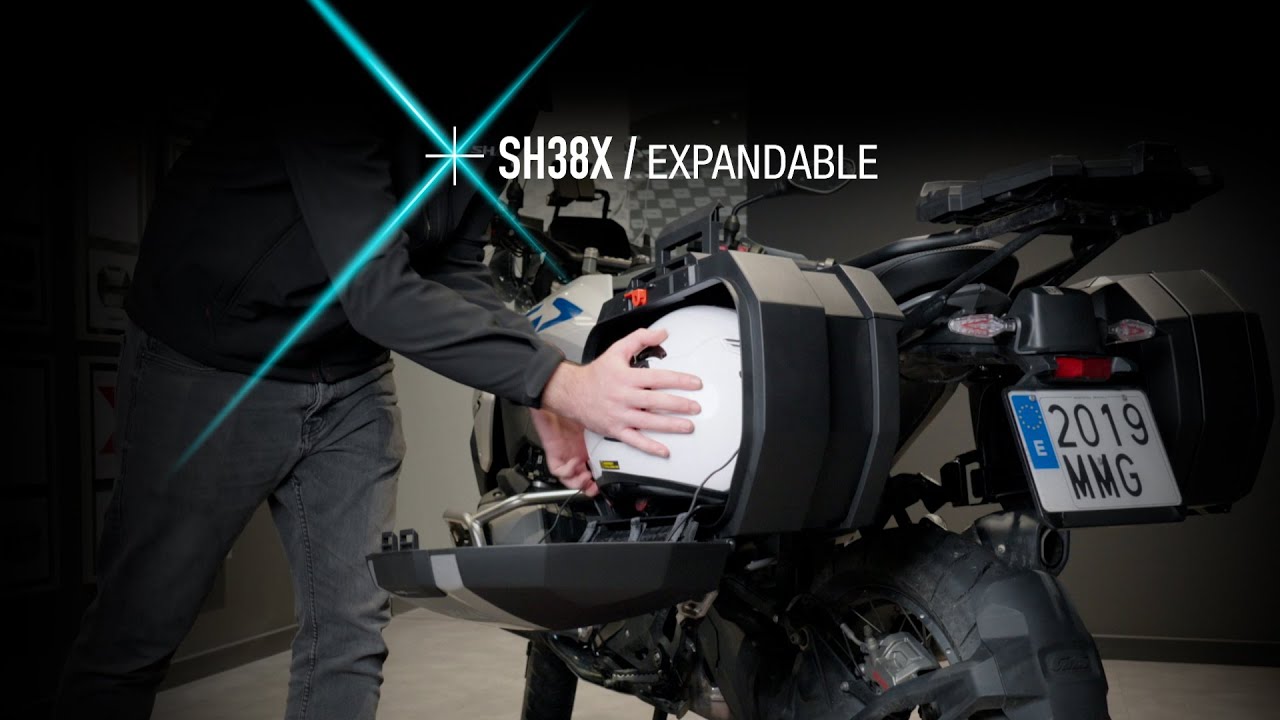 Expandable Side Case SHAD SH38X for BMW R1300GS - YouTube