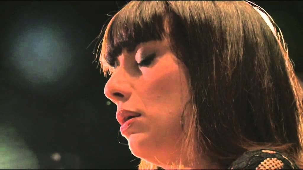 Concert CHRISTIE JULIEN à l'ESRA / ISTS part 2 - YouTube
