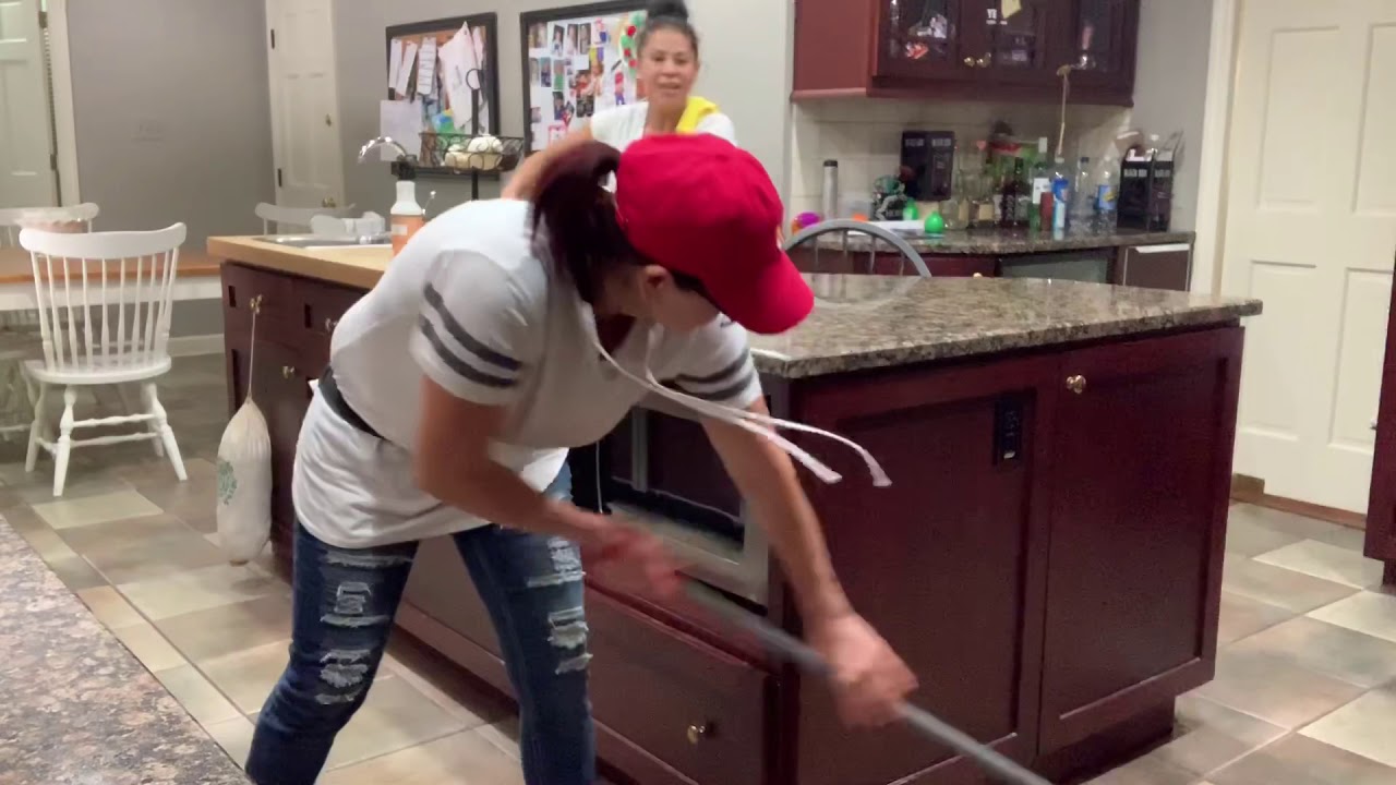 Limpiando casas en los Estados Unidos #cleaning - YouTube