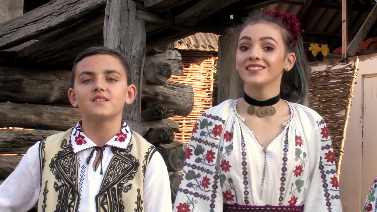 Mugurașii Gorjului - Mândruliță de pe grui - YouTube